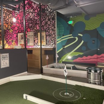 FLATSTICK PUB - REDMOND - Updated July 2025 - 149 Photos & 71 Reviews ...