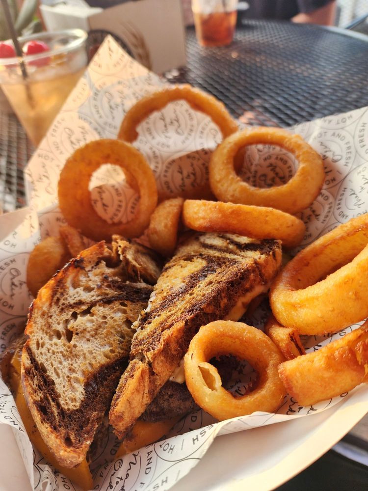 PATSY’S BAR - Updated September 2025 - 26 Photos & 45 Reviews - 328 W ...