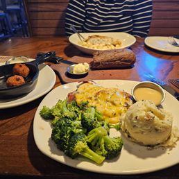 OUTBACK STEAKHOUSE - Updated July 2025 - 60 Photos & 101 Reviews - 1770 ...