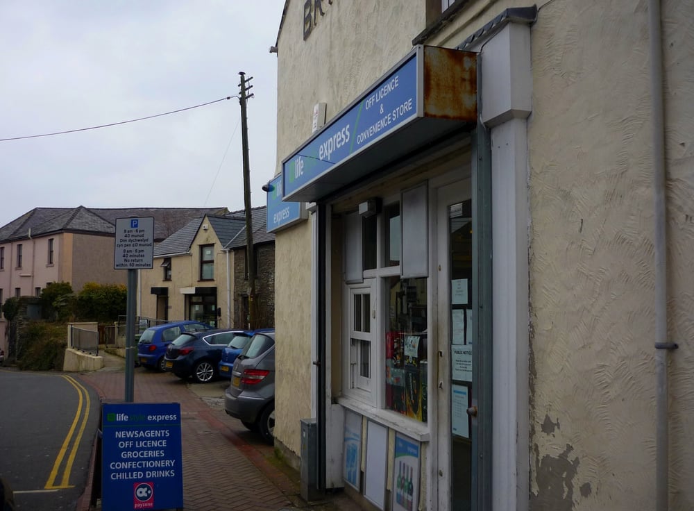 LIFESTYLE EXPRESS - 1-3 Williams Street, Holyhead, Isle of Anglesey ...