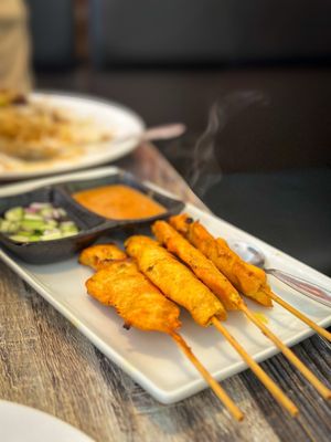 CHEF G ON 4TH THAI STREET FOOD - Updated March 2025 - 1151 Photos & 485 ...