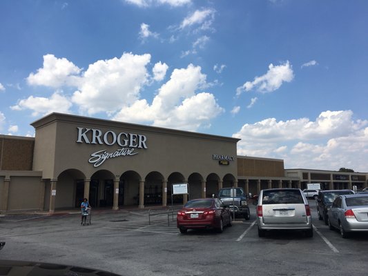 KROGER SIGNATURE - Updated October 2025 - 14 Reviews - 525 N Galloway ...