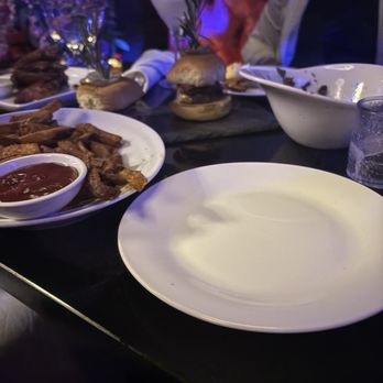 NALA - Updated December 2025 - 59 Photos & 24 Reviews - 4183 Roswell Rd ...