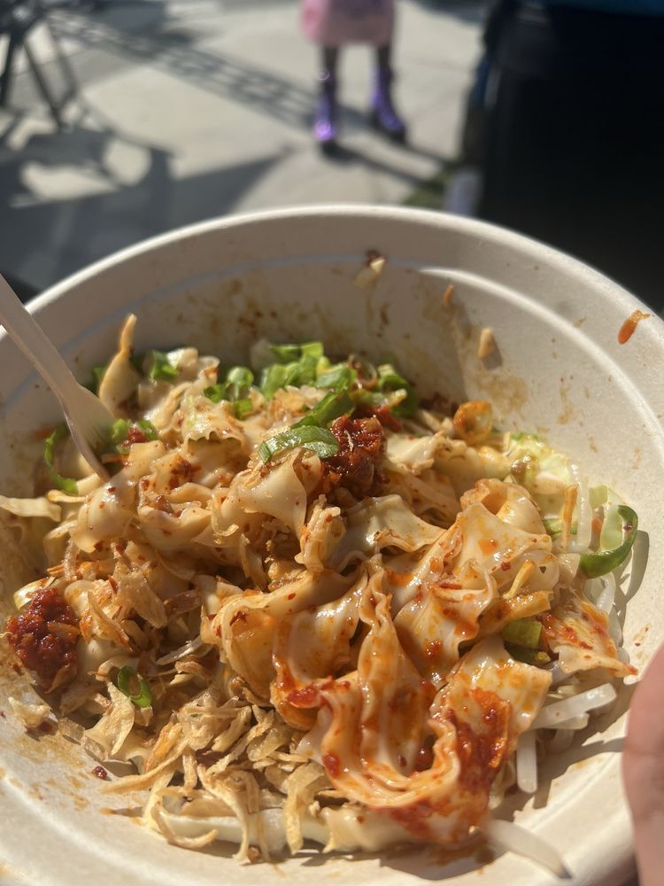 All Dat Noodle, Los Angeles | Roadtrippers