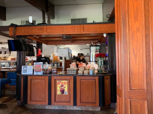 MARISCOS EL PERIHUETE - 379 Photos & 449 Reviews - 16600 Paramount Blvd ...