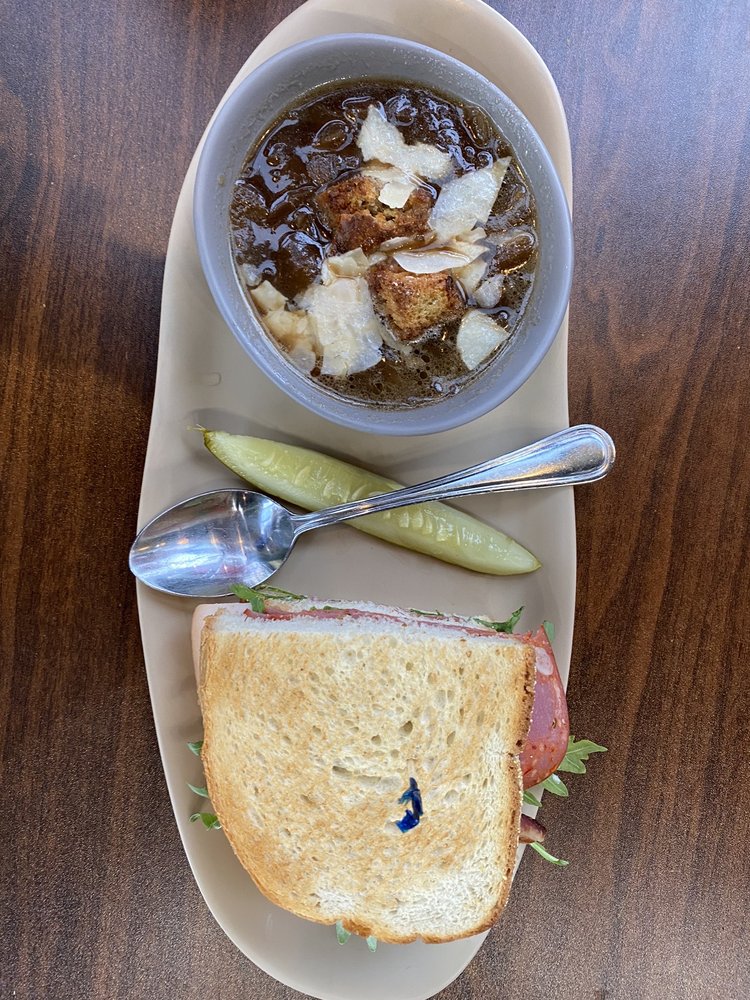 ZUPPAS DELICATESSEN- CRANBERRY - 28 Photos & 52 Reviews - 1185 Freedom ...