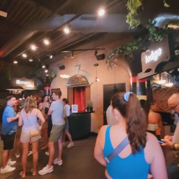 PUTTERY - Updated June 2025 - 509 Photos & 619 Reviews - 5762 ...