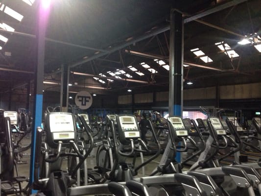 FLYE FIT - Updated December 2025 - 17 Reviews - 32F Macken Street ...