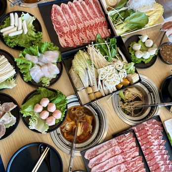 MUMU HOT POT - Updated November 2024 - 427 Photos & 170 Reviews - 2 ...