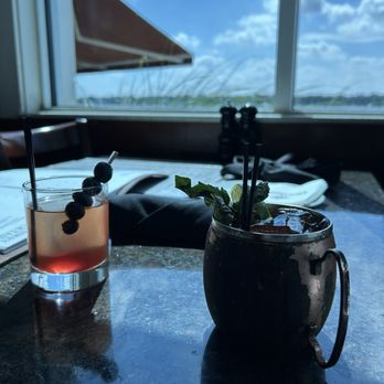 LIGHTHOUSE RESTAURANT - Updated October 2025 - 418 Photos & 657 Reviews ...