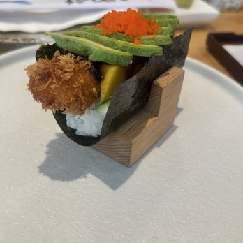 YUHIRO OMAKASE SUSHI AND HANDROLL BAR - Updated January 2026 - 215 ...