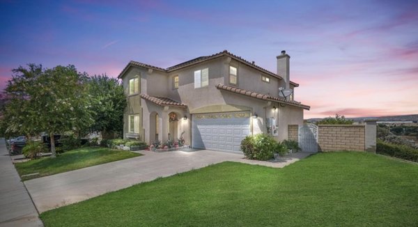 CRYSTAL REAL ESTATE - Updated June 2025 - 19 Photos - 609 Deep Valley ...