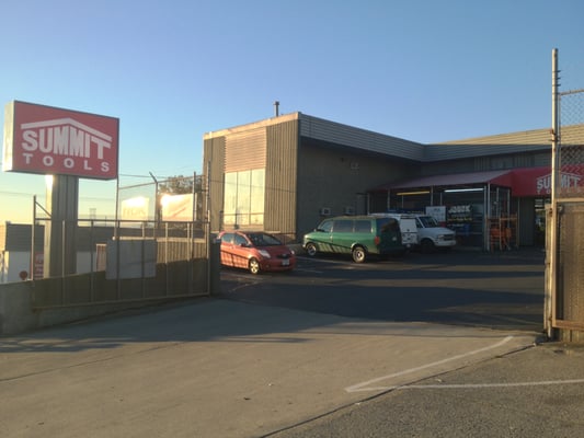 SUMMIT TOOLS - Updated January 2026 - 30 Reviews - 3905 1st Avenue ...