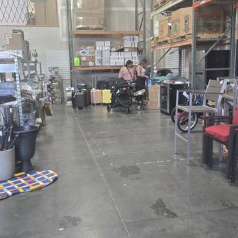 BIG SAVINGS OUTLET - Updated January 2026 - 18 Photos - 7931 E Pecos Rd ...