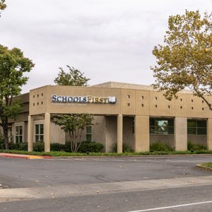 GOLDEN 1 CREDIT UNION - Updated March 2025 - 84 Reviews - 11099 Olson ...