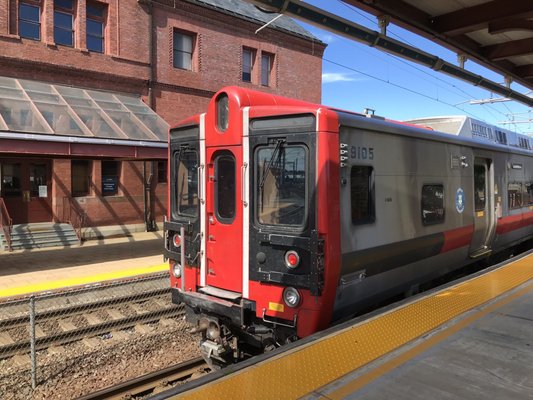 SHORELINE EAST COMMUTER TRAIN - Updated October 2025 - 11 Reviews - 195 ...