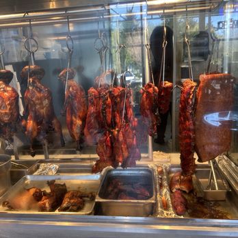 FAMOUS KITCHEN - Updated June 2025 - 349 Photos & 181 Reviews - 1802 ...