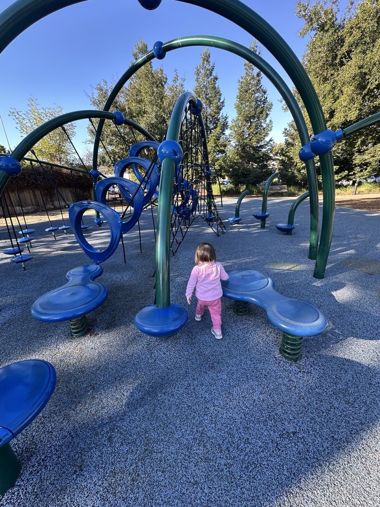FRANCO PARK - Updated December 2025 - 28 Photos & 10 Reviews - 10981 ...
