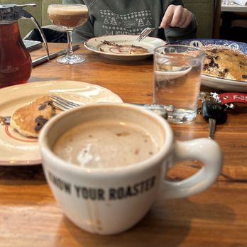 FOUNDING FARMERS RESTON STATION - Updated June 2025 - 1423 Photos ...