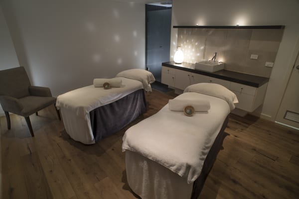ENDOTA SPA - Updated October 2025 - 69-71 Flinders Lane, Melbourne Victoria, Australia - Day ...