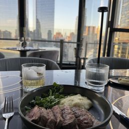 ONE40 ROOFTOP - Updated July 2025 - 45 Photos & 14 Reviews - 140 ...