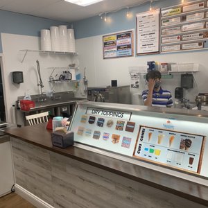 BEACH HOUSE ICE CREAM - 14 Photos & 15 Reviews - 6198 SE Federal Hwy ...