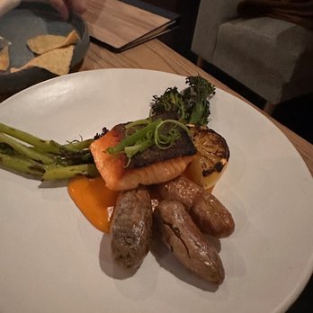 FORA - Updated December 2025 - 307 Photos & 106 Reviews - 311 N Morgan ...