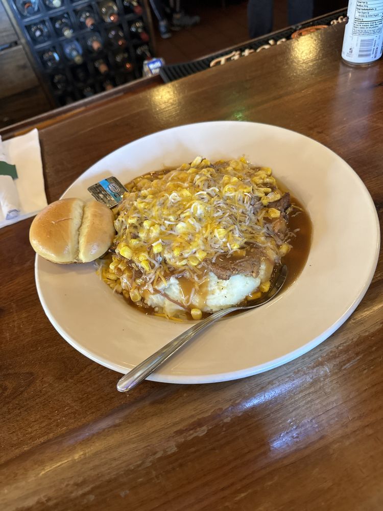 PJ MCINTYRE’S IRISH PUB - Updated May 2024 - 49 Photos & 89 Reviews ...