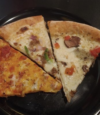 BROKEN TREE PIZZA - Updated November 2025 - 110 Photos & 131 Reviews ...