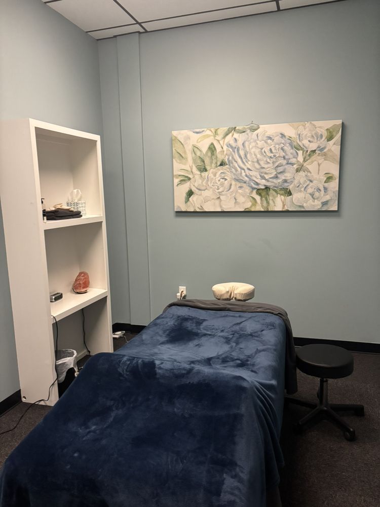 MASSAGE WAY - Updated December 2025 - 20 Reviews - 121 Indian Lake Rd ...