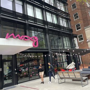 MOXY WASHINGTON, DC DOWNTOWN - Updated March 2025 - 578 Photos & 200 ...