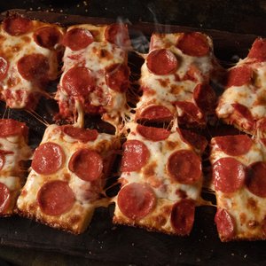 ZINO’S SUBS PIZZA AND CATERING - 31 Photos & 56 Reviews - 9475 Newburgh ...