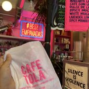CAFE TOLA - 304 Photos & 324 Reviews - 3612 N Southport Ave, Chicago ...