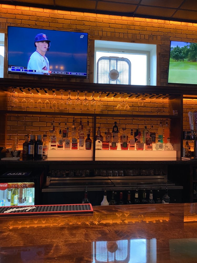 JERRY’S PUB GRILLE - 12 Main St W, Richmond, Minnesota - Salad ...