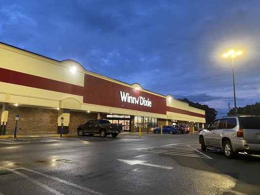 WINN-DIXIE - Updated September 2024 - 11 Reviews - 5420 New Jesup Hwy ...