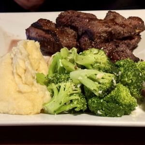 CORRIB PUB & RESTAURANT - Updated August 2025 - 31 Photos & 114 Reviews ...