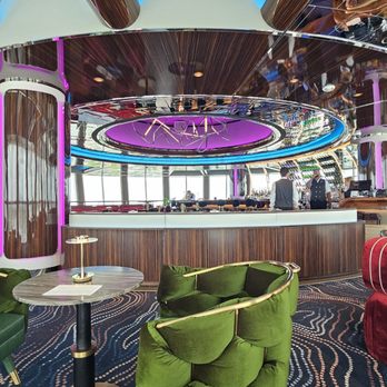 PIER TOP - Updated December 2025 - 121 Photos & 33 Reviews - 2301 SE ...