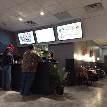 MR GINGER - Updated December 2025 - 22 Photos & 32 Reviews - 1017 Main ...