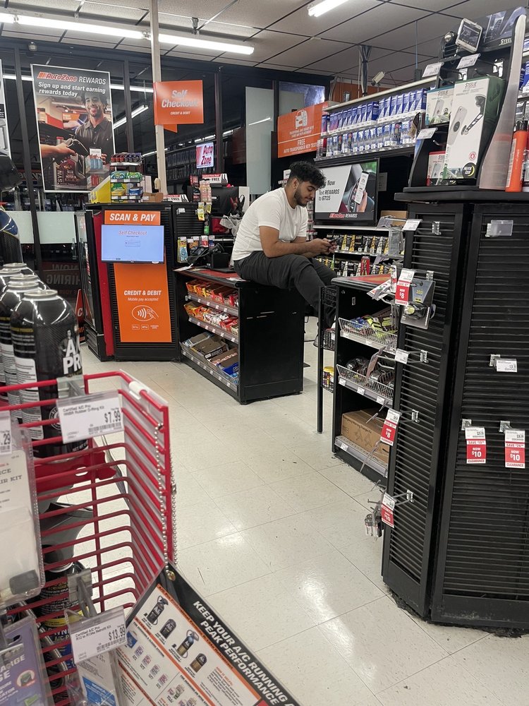 AUTOZONE - Updated December 2025 - 55 Reviews - 4229 W Cactus Rd ...