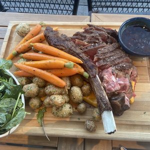 THE BISON RESTAURANT - 566 Photos & 320 Reviews - 211 Bear Street ...