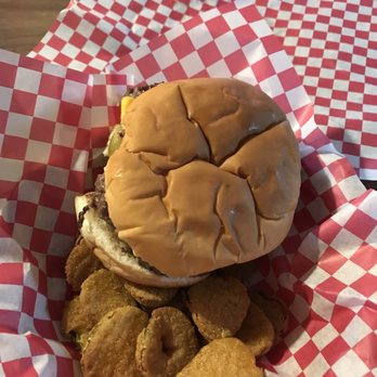 WILLIAMSON TAVERN - Updated August 2025 - 108 W South Ave, Williamson ...