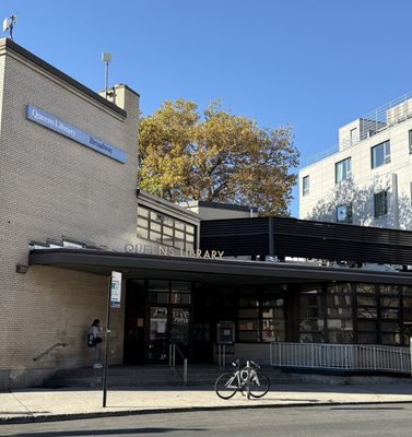 QUEENS PUBLIC LIBRARY - BROADWAY - Updated December 2025 - 24 Photos ...