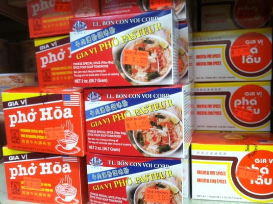 QUE HUONG ORIENTAL MARKET - Updated December 2025 - 10 Reviews - 3312 ...