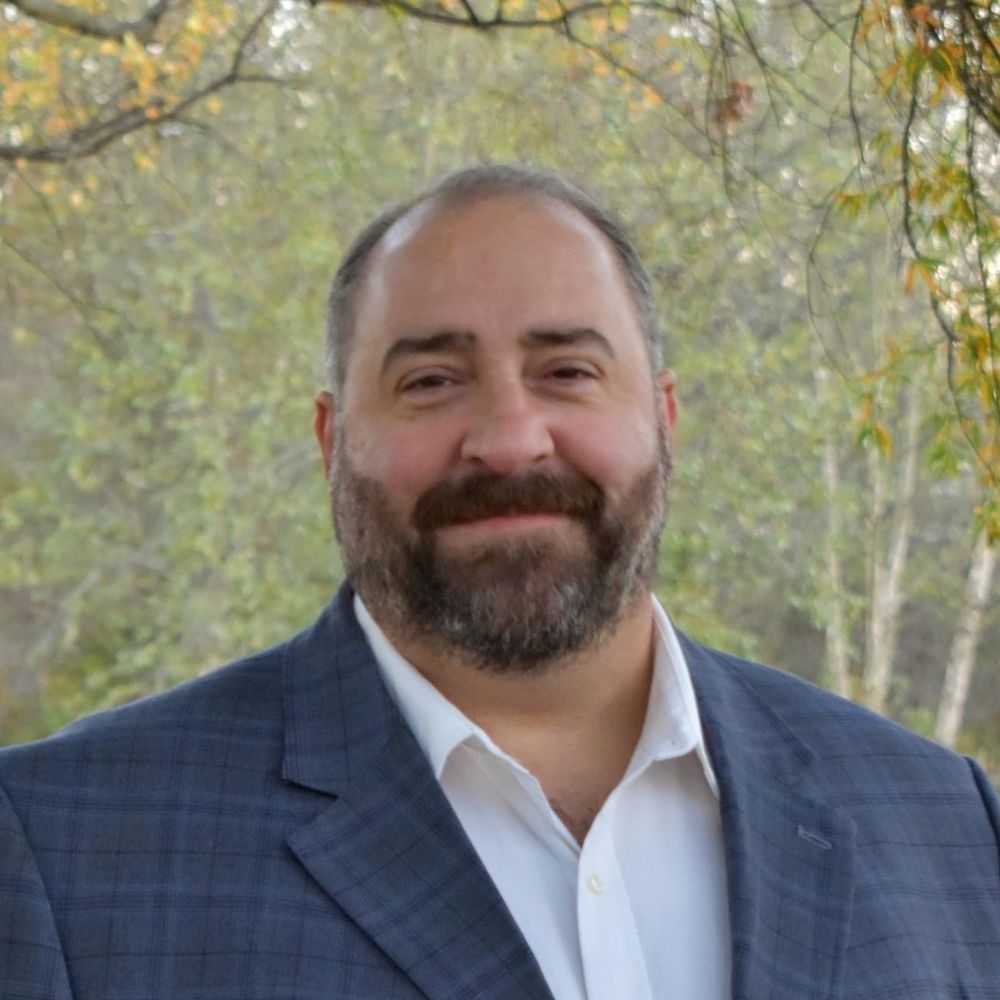 Kristin Menefee's Instagram, Twitter & Facebook on IDCrawl