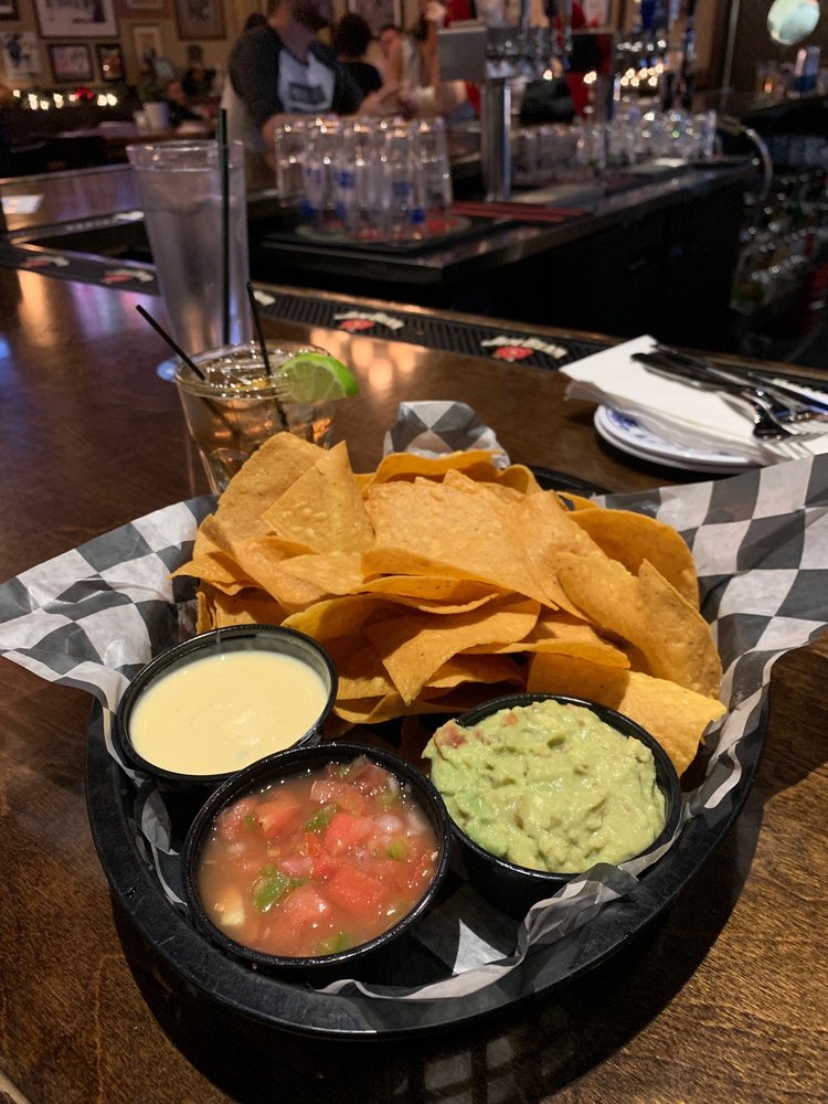 MORTIMER’S CAFE AND PUB - 104 Photos & 204 Reviews - 210 E Trade St ...