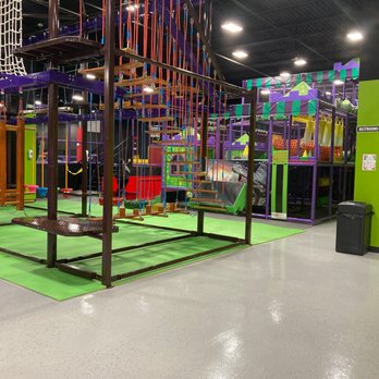 FUNZ TRAMPOLINE PARK - Updated August 2024 - 84 Photos & 11 Reviews ...