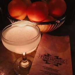 FIREHOUSE LOUNGE - 404 Photos & 495 Reviews - Lounges - 605 Brazos St ...