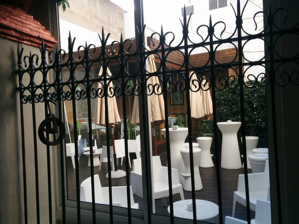 VISCONTI - 11 Photos - Plaça de San Francisco de Borja, Drôme, Ador ...