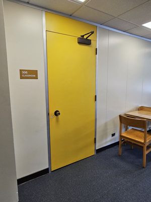 HAMILTON LIBRARY - Updated December 2025 - 42 Photos & 29 Reviews ...