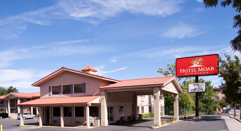 HOTEL MOAB DOWNTOWN - Updated May 2024 - 41 Photos & 73 Reviews - 182 S ...